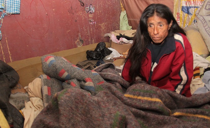 Humilde mujer pide apoyo para afrontar una terrible enfermedad ...