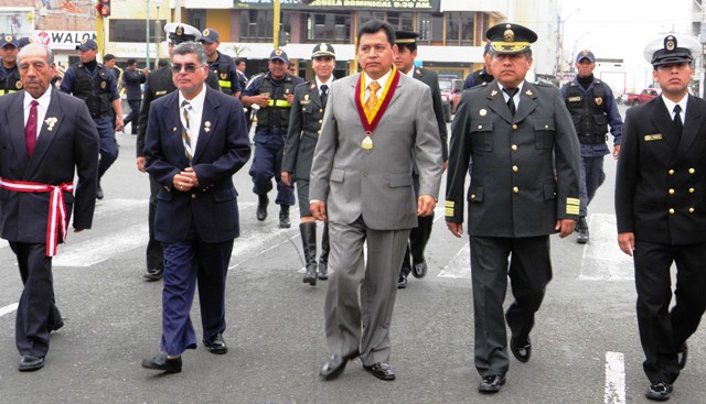 Regidor Torres aclara que no acordaron quitarle la confianza a ...