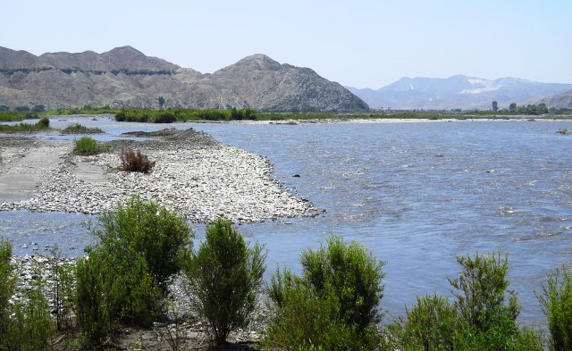 Tres sectores agrícolas en peligro por crecida de río Santa ...